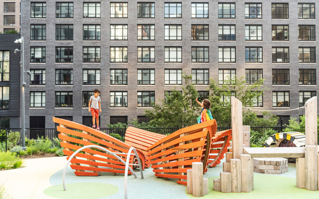 11 Hoyt Street Rooftop Playground - Earthscape Play Inc.