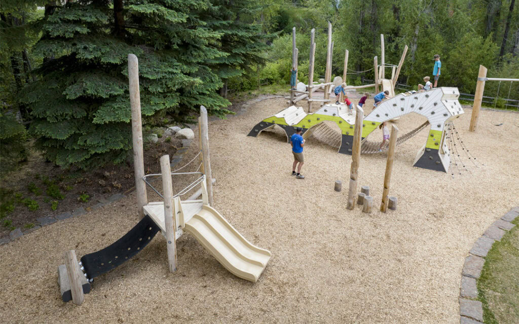 Herron Park - Earthscape Play Inc.